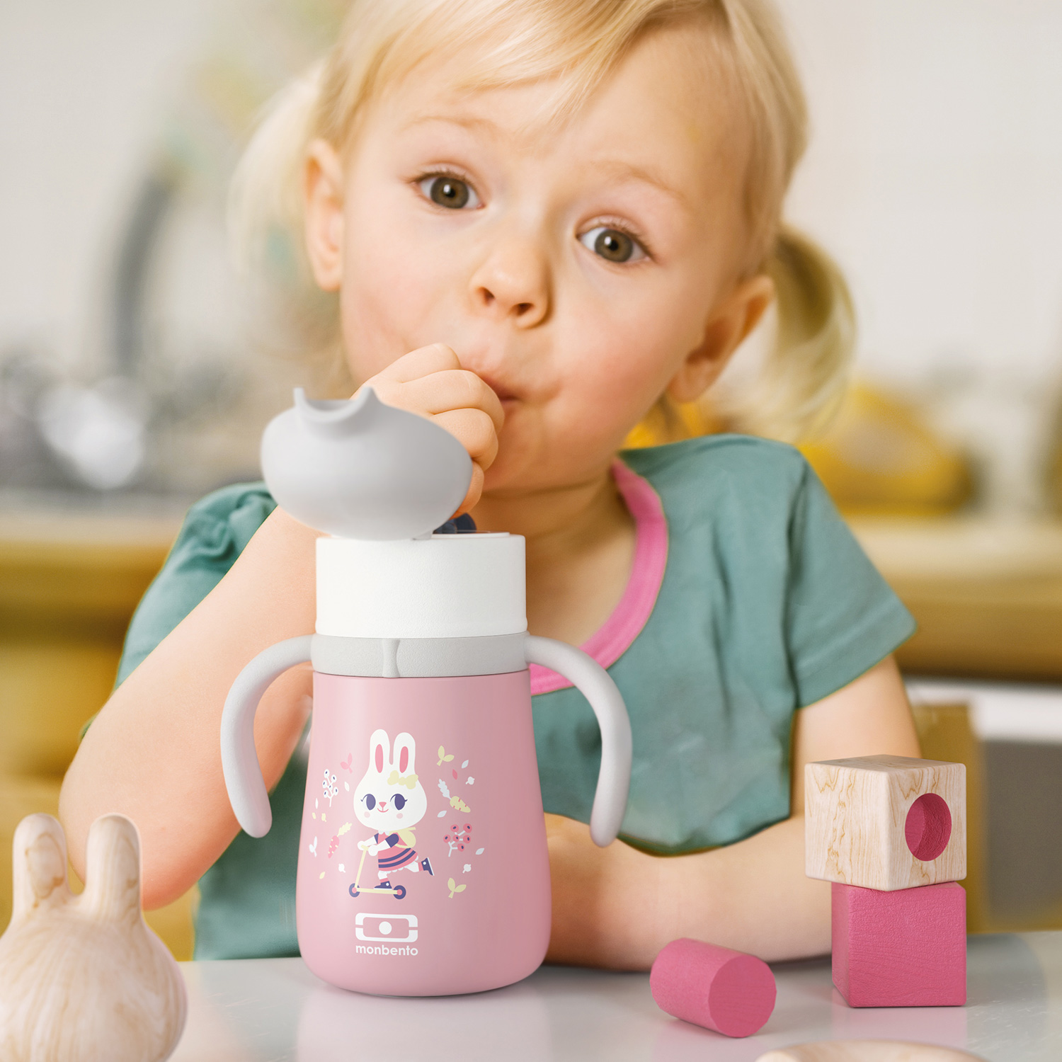 Water bottle, insulated bottle, to go bottle: how to keep your child ...